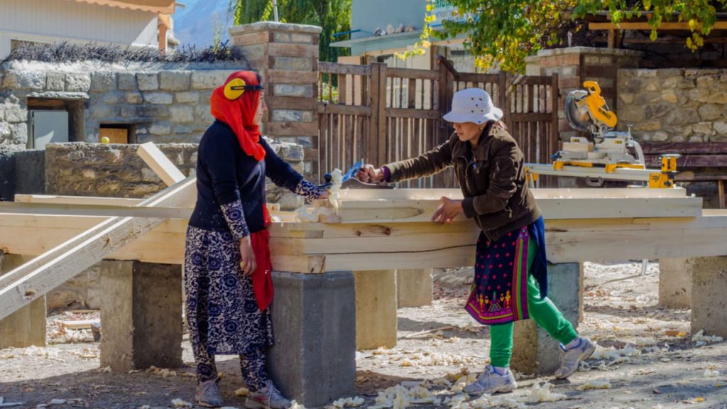 The long road to gender equality in Pakistan’s labour force - ICIMOD
